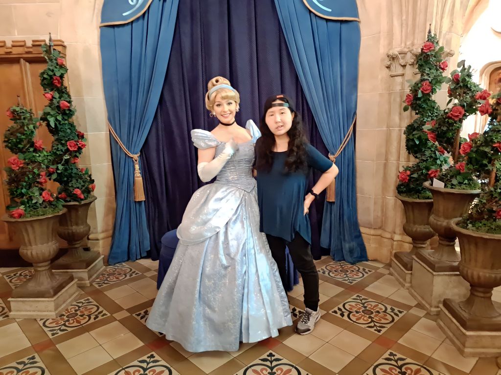 A Magical Day at Magic Kingdom | DCP Fall 2022 – Lana Teramae | Me ...