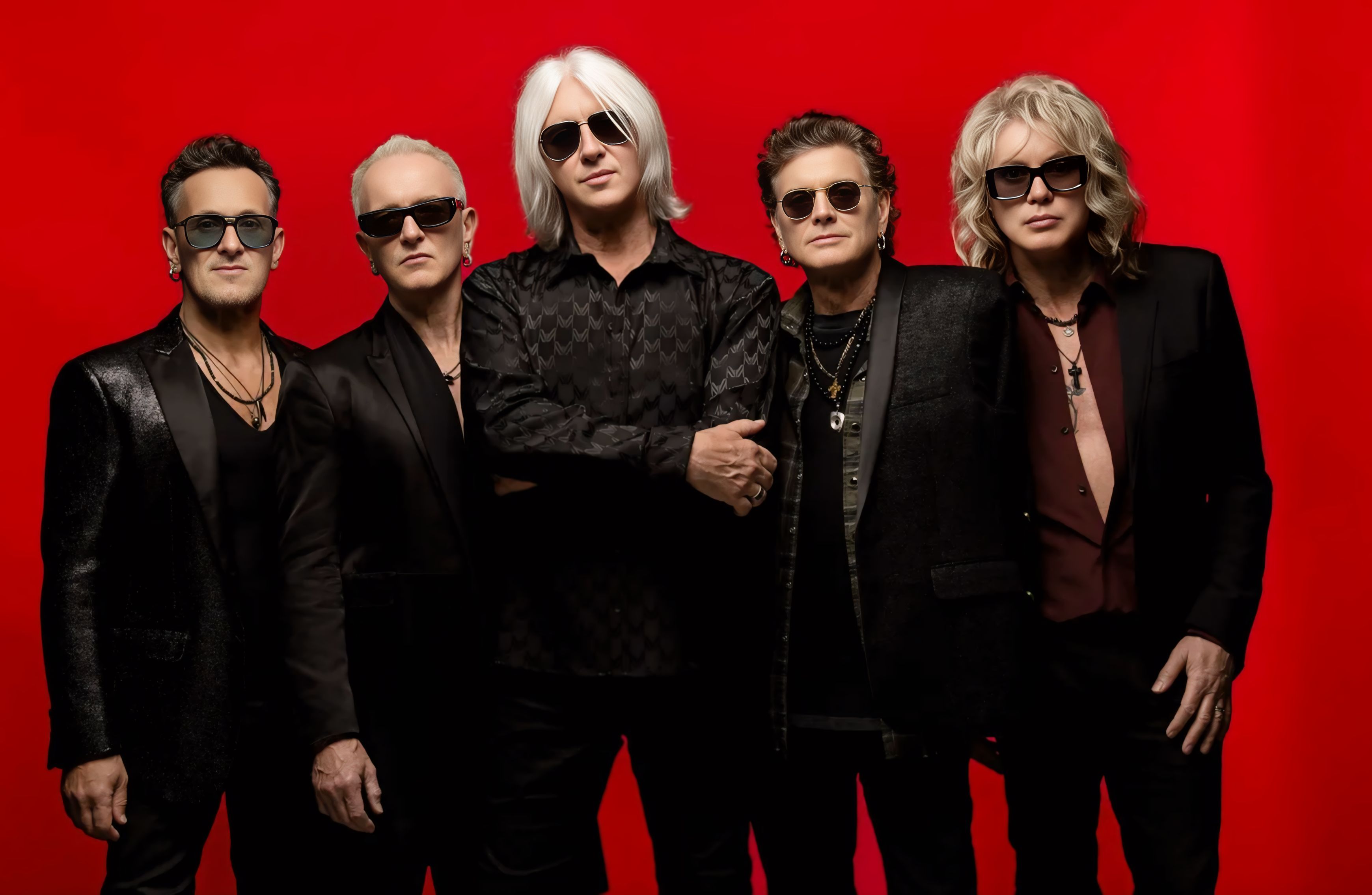 The Greatest Song Def Leppard Never Played Live – Lana Teramae | Me ...